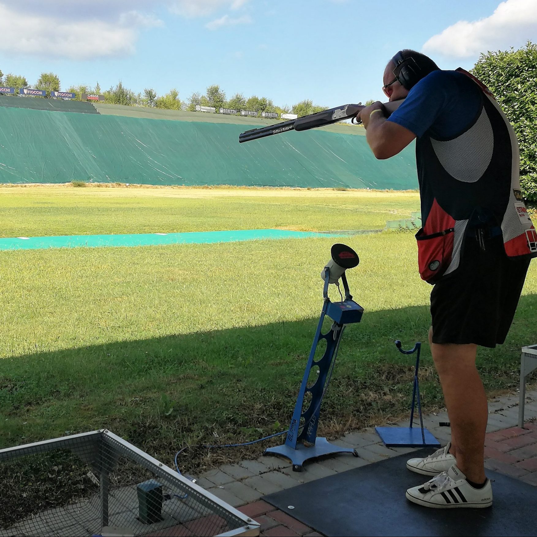 Paratrap: Martin Tomek boduje - MOSS logistics